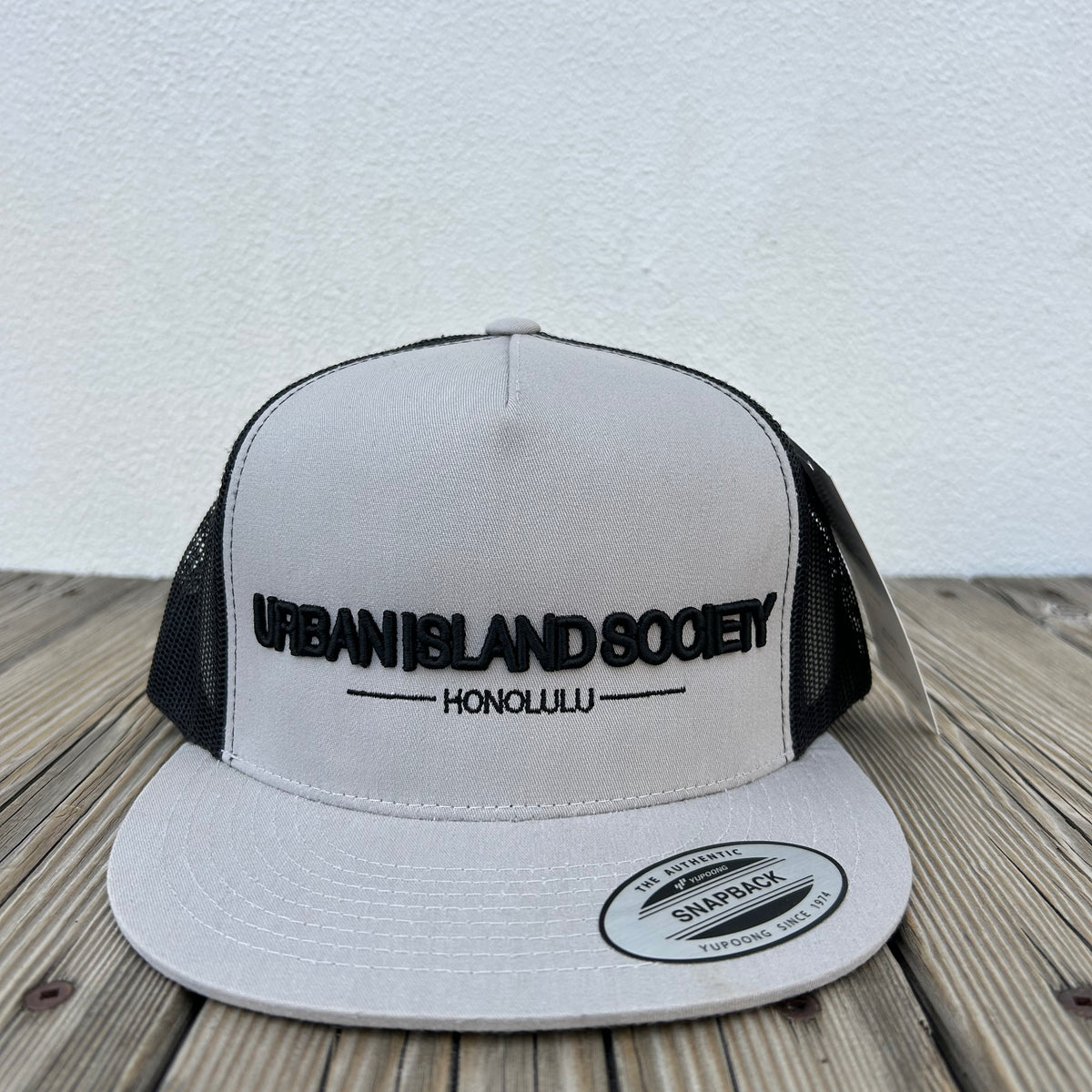 UIS SNAPBACK CAP – URBAN ISLAND SOCIETY